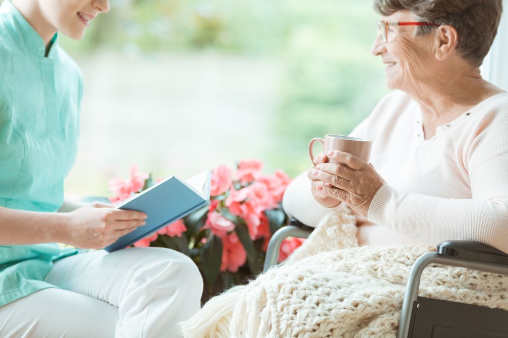 Verpleegkundige zorgen | Thuisverpleging team Marcelinne | Herselt ...